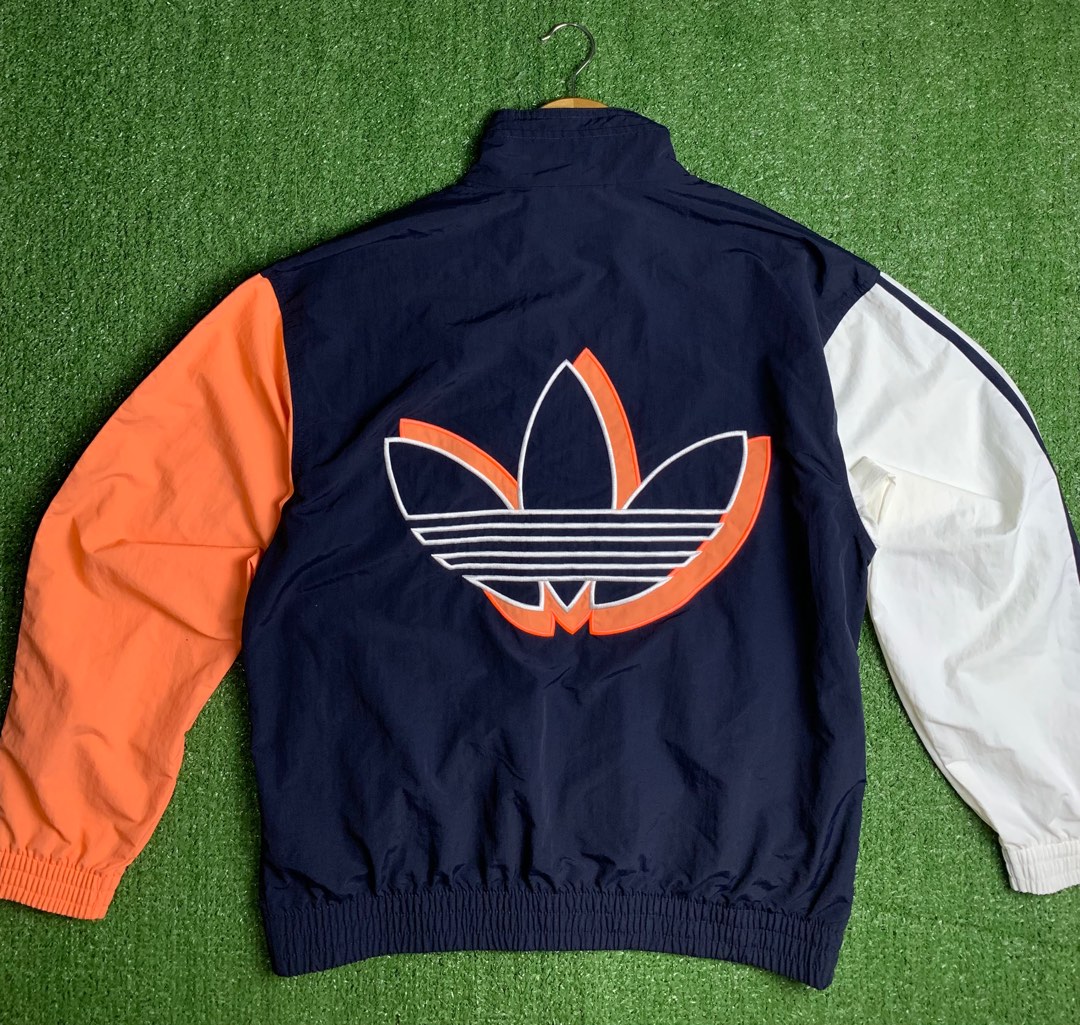 Adidas Shadow Trefoil Windbreaker Jacket, Men's Fashion, Coats, Jackets ...