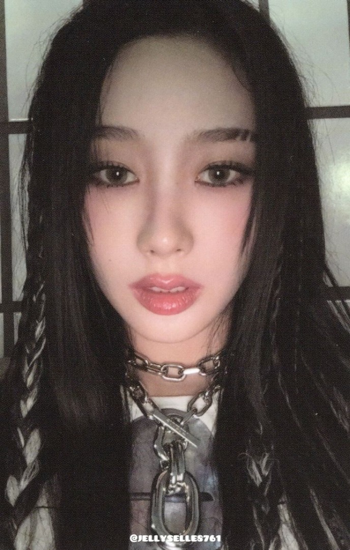 [Aespa Armageddon] Giselle CDP Photocard, Hobbies & Toys, Memorabilia & Collectibles, Fan ...