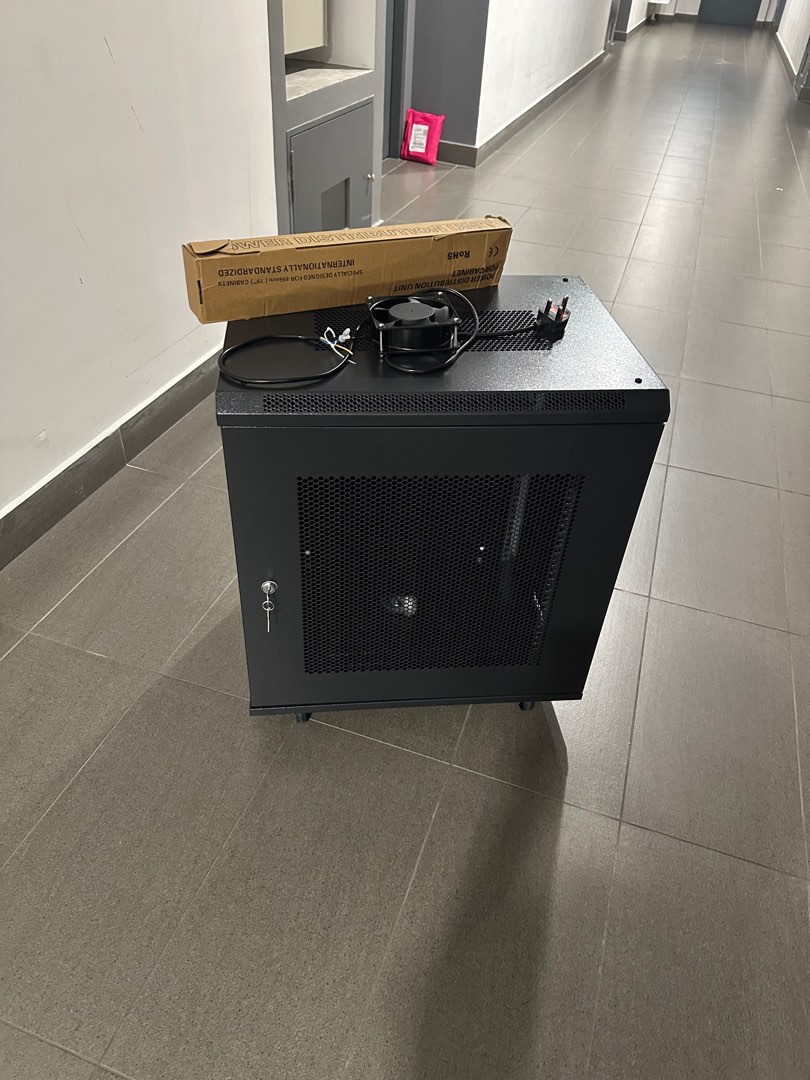 Assembled server rack 12U speedsmount IT CCTV network cabinet equipment ...