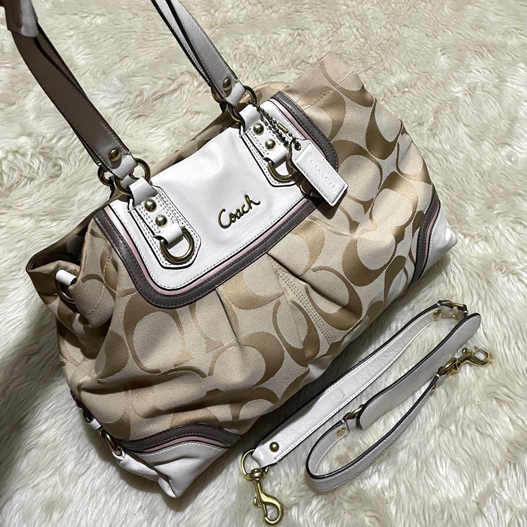 Authentic Coach 2-way Shoulder Bag, Luxury, Bags & Wallets on Carousell