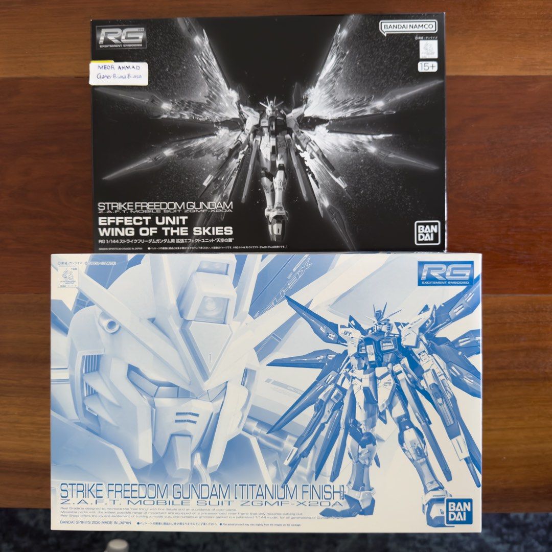 Bandai RG Strike Freedom Gundam Titanium Finish with Wing Of Skies ...