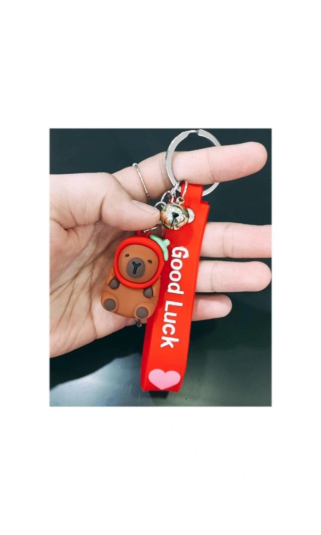 CAPYBARA KEYCHAIN ( FREE ZUS CAPYBARA STICKER ), Women's Fashion ...