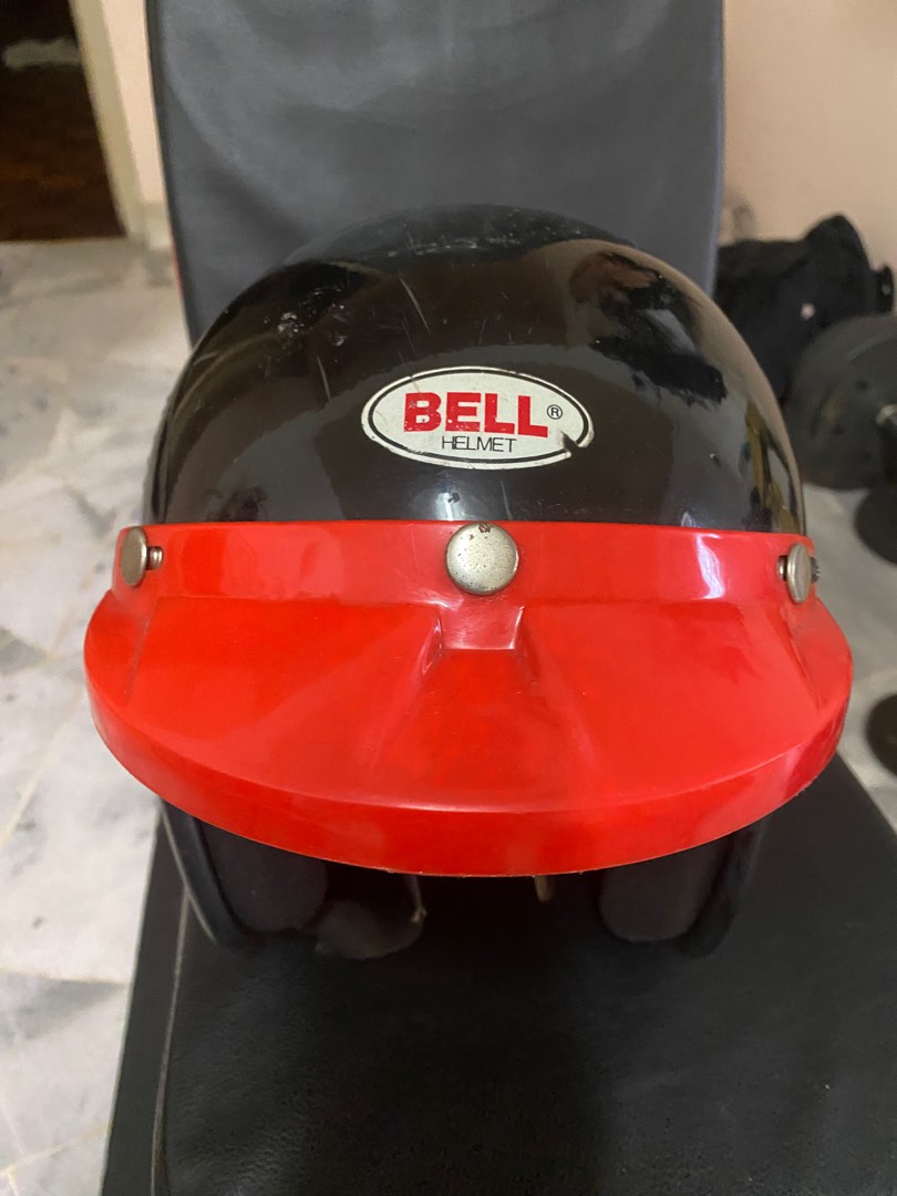 HELMET BELL FIBER PETAK, Announcements on Carousell