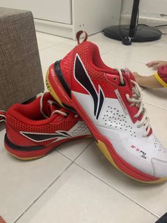 Lining Halberd III Lite badminton shoe, Women's Fashion, Footwear ...