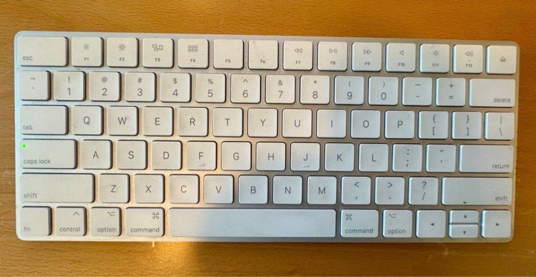 Magic keyboard model A1644, Computers & Tech, Parts & Accessories ...