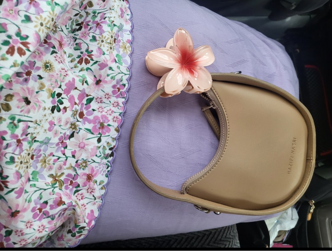 Nazifi Nasri Mini Bag, Women's Fashion, Bags & Wallets, Purses ...