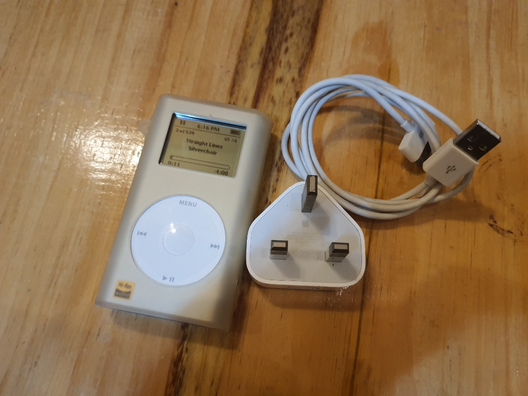 Pristine Apple iPod Mini Classic Music Player 4GB MP3 like Sony Walkman ...