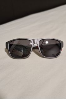 Spec mata brand ray ban sunglasses, Women's Fashion, Watches ...