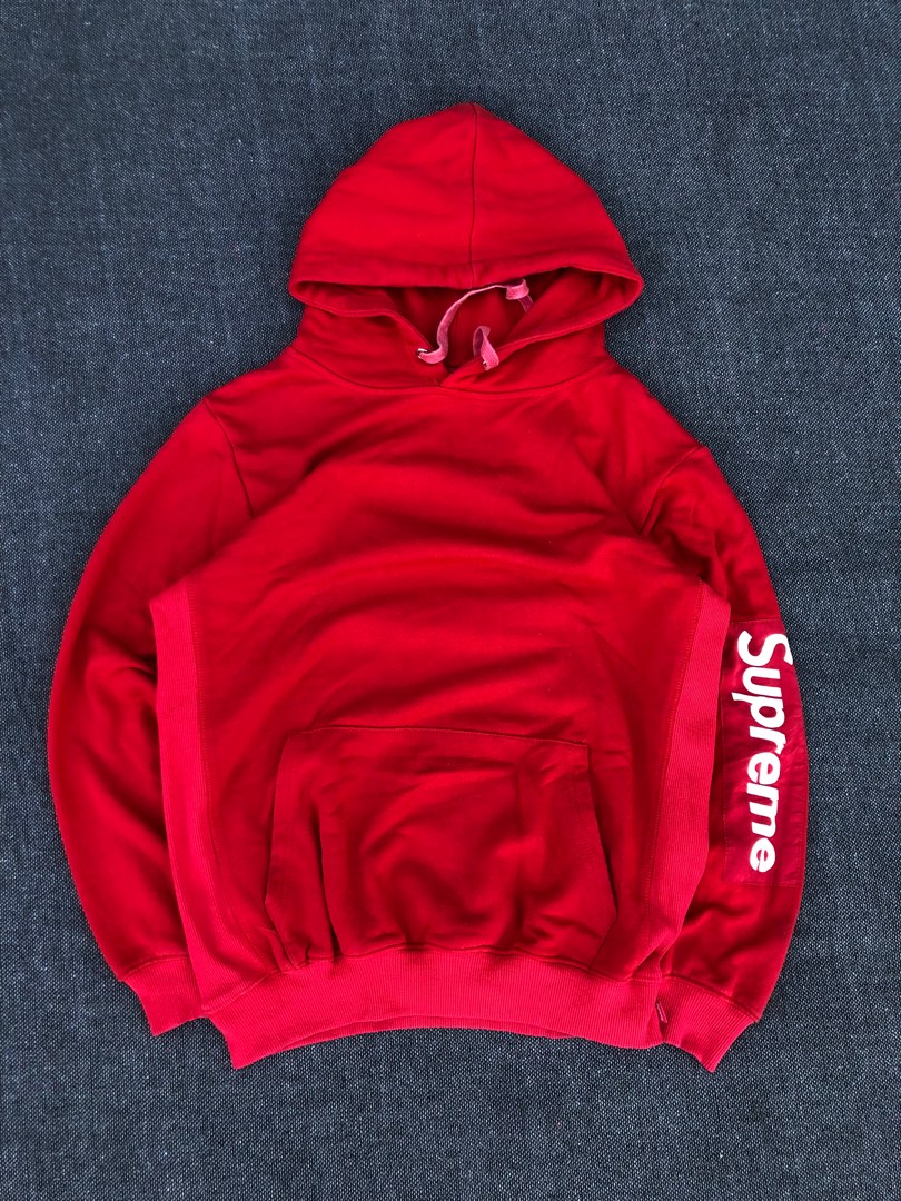 Supreme hoodie, Men's Fashion, Coats, Jackets and Outerwear on Carousell