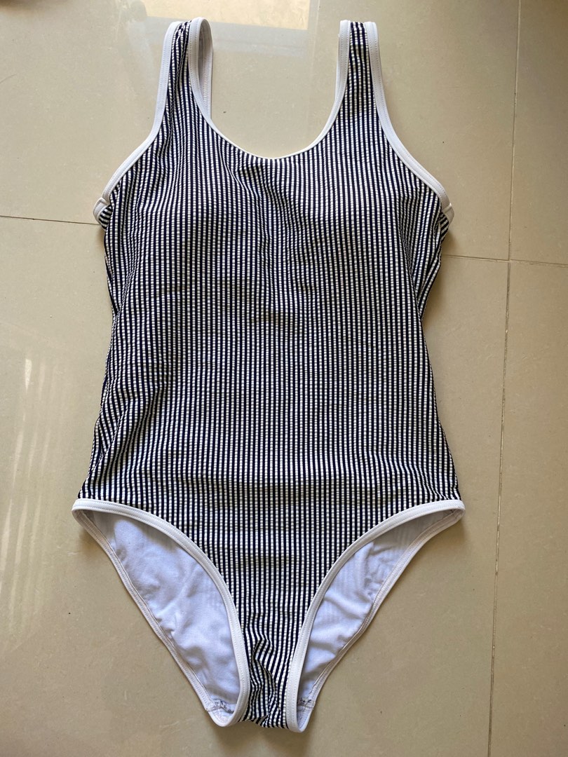 wave zone Ribbed swimsuit, Women's Fashion, Swimwear, Bikinis ...