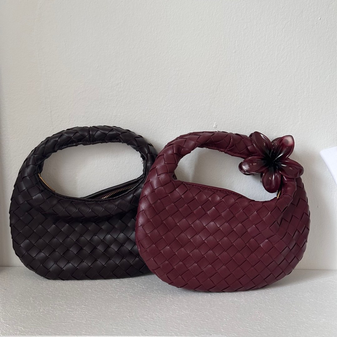Woven bag red wine, dark brown tags: brik saoi nazifi nasri machino ...