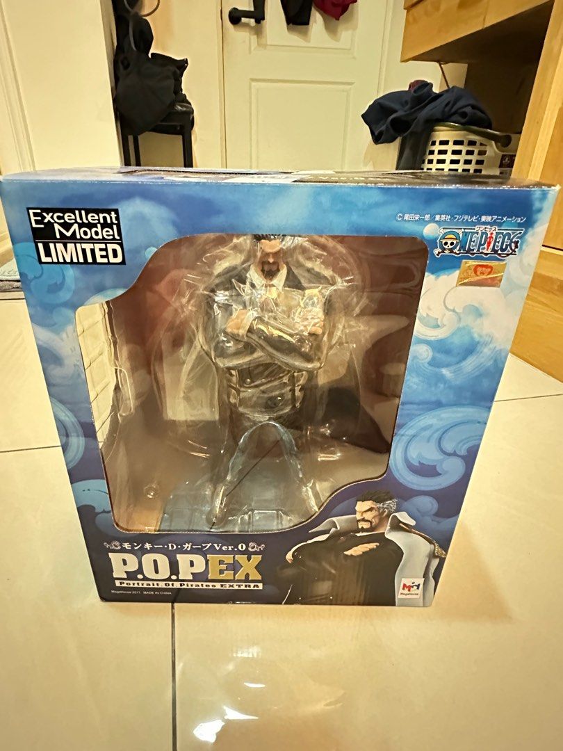 日版 海賊王 POP P.O.P EX 卡普 海軍 年輕版 限定版價錢可談, 書籍、休閒與玩具, 玩具、公仔、桌遊在旋轉拍賣