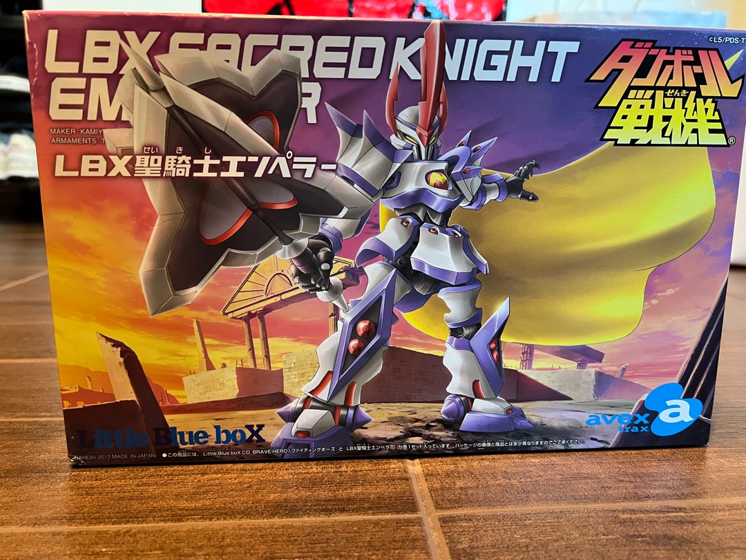 全新 Bandai Danball Senki 紙箱戰機 LBX Sacred Knight Emperor 聖騎士帝王 連CD, 興趣及遊戲 ...