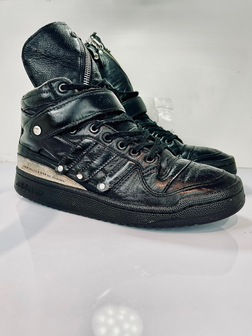 ADIDAS FORUM X DIESEL, Fesyen Pria, Sepatu , Sneakers di Carousell