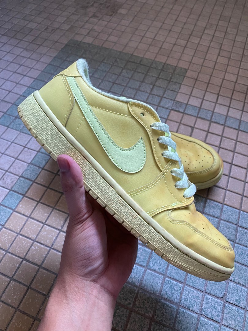 Air Jordan One Low OG, Men's Fashion, Footwear, Sneakers on Carousell