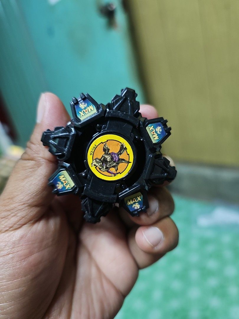 Beyblade draciel, Hobbies & Toys, Toys & Games on Carousell