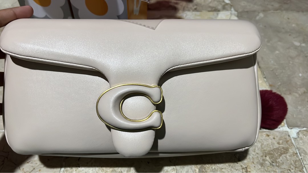 COACH TABBY SHOULDER BAG, Barang Mewah, Tas & Dompet di Carousell