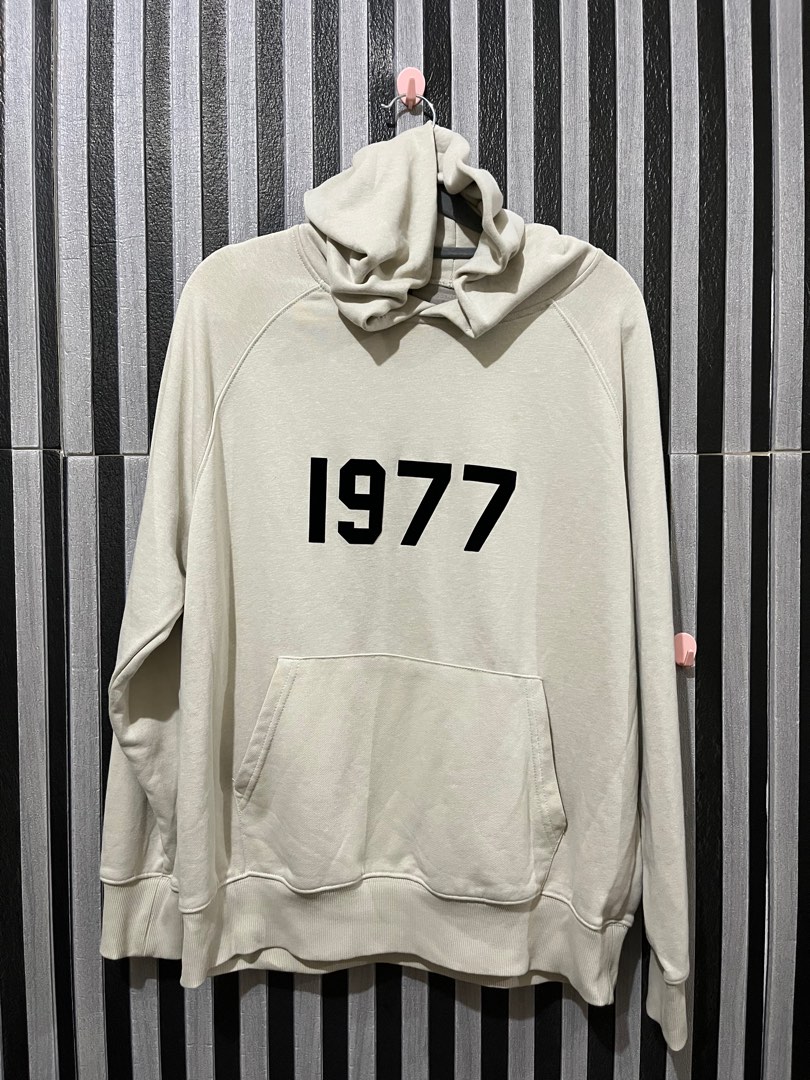 Essentials 1977, Men's Fashion, Tops & Sets, Hoodies on Carousell