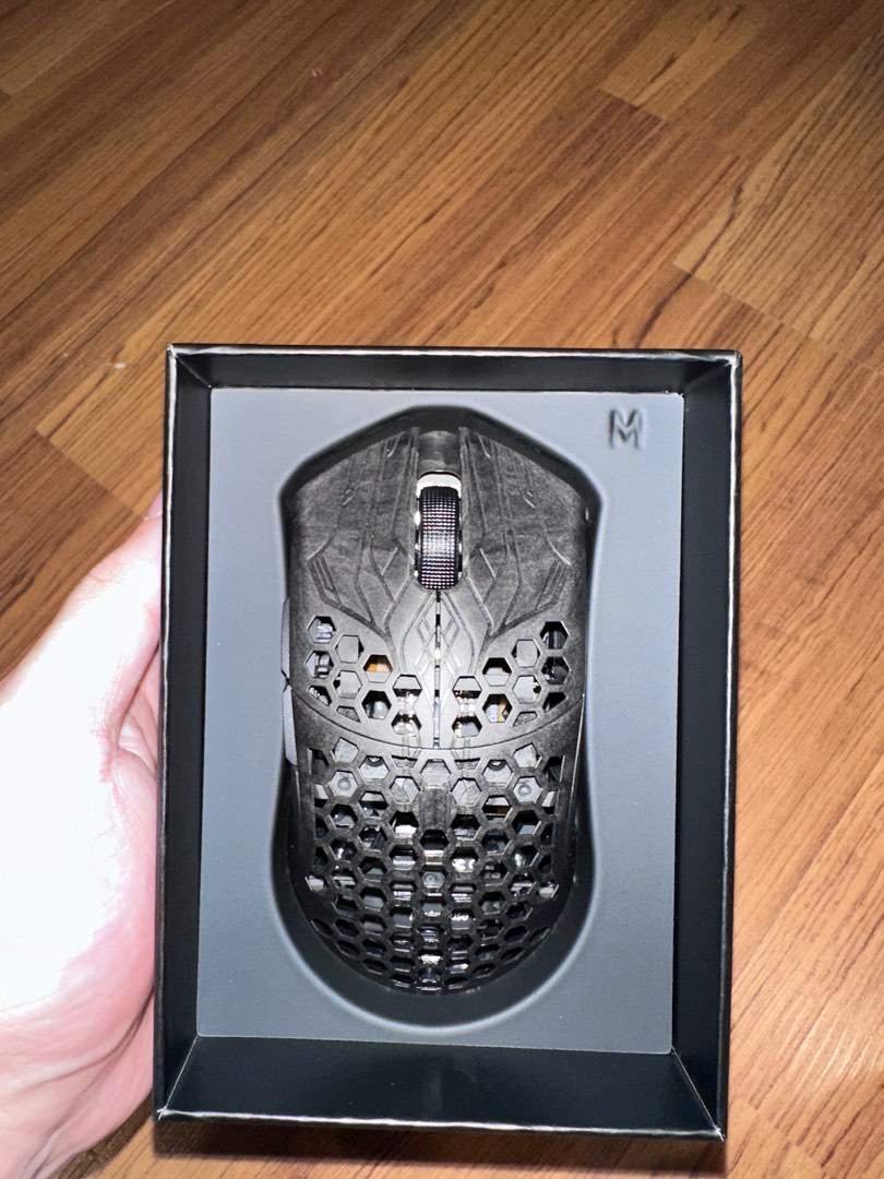 Finalmouse ULX Competition Medium, Computers & Tech, Parts ...