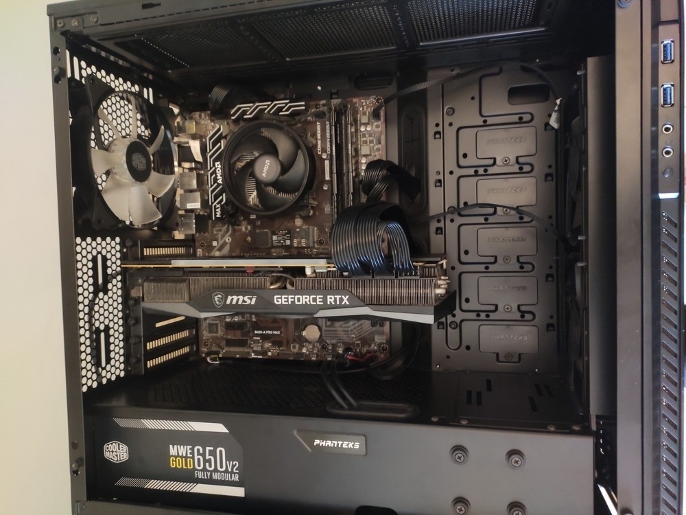 gaming pc with gpu: NVidia 3080 10GB, cpu: AMD 3600 , ddr4: 32GB , ssd ...