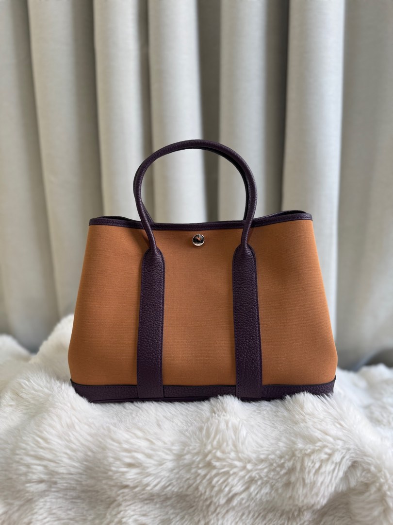 Gpt 30, Luxury, Bags & Wallets on Carousell