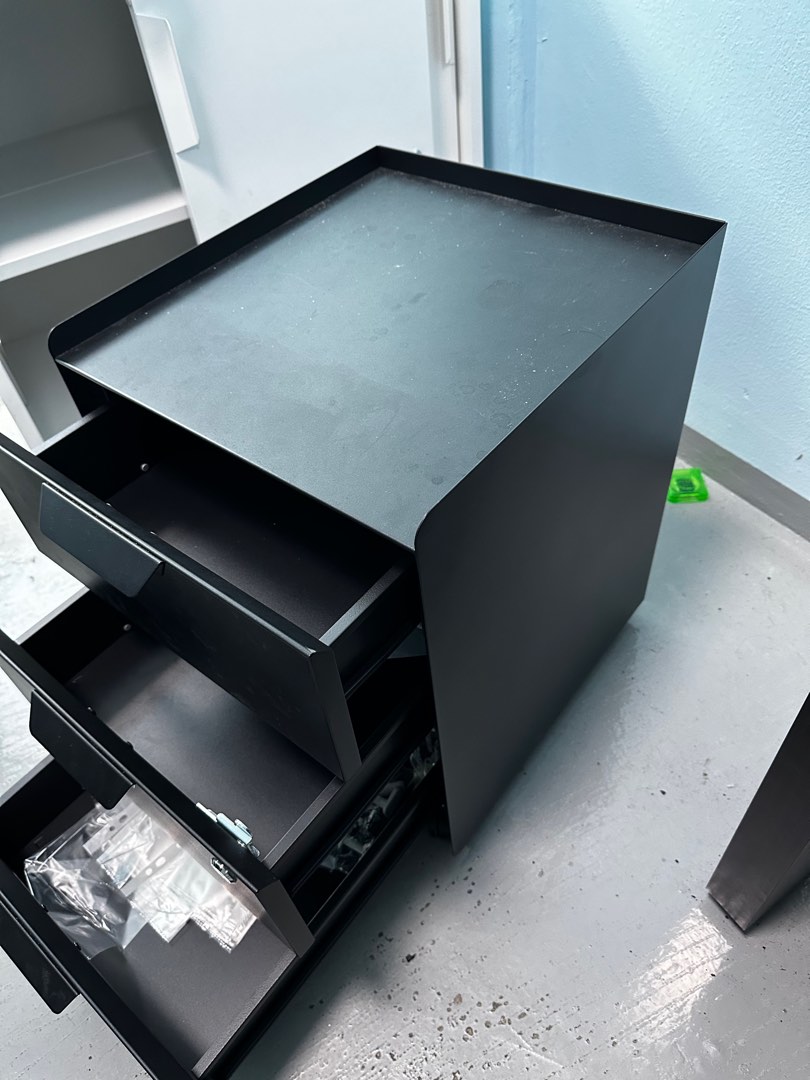 IKEA TROTTEN Drawer unit with 3 drawers on castors anthracit, Furniture ...