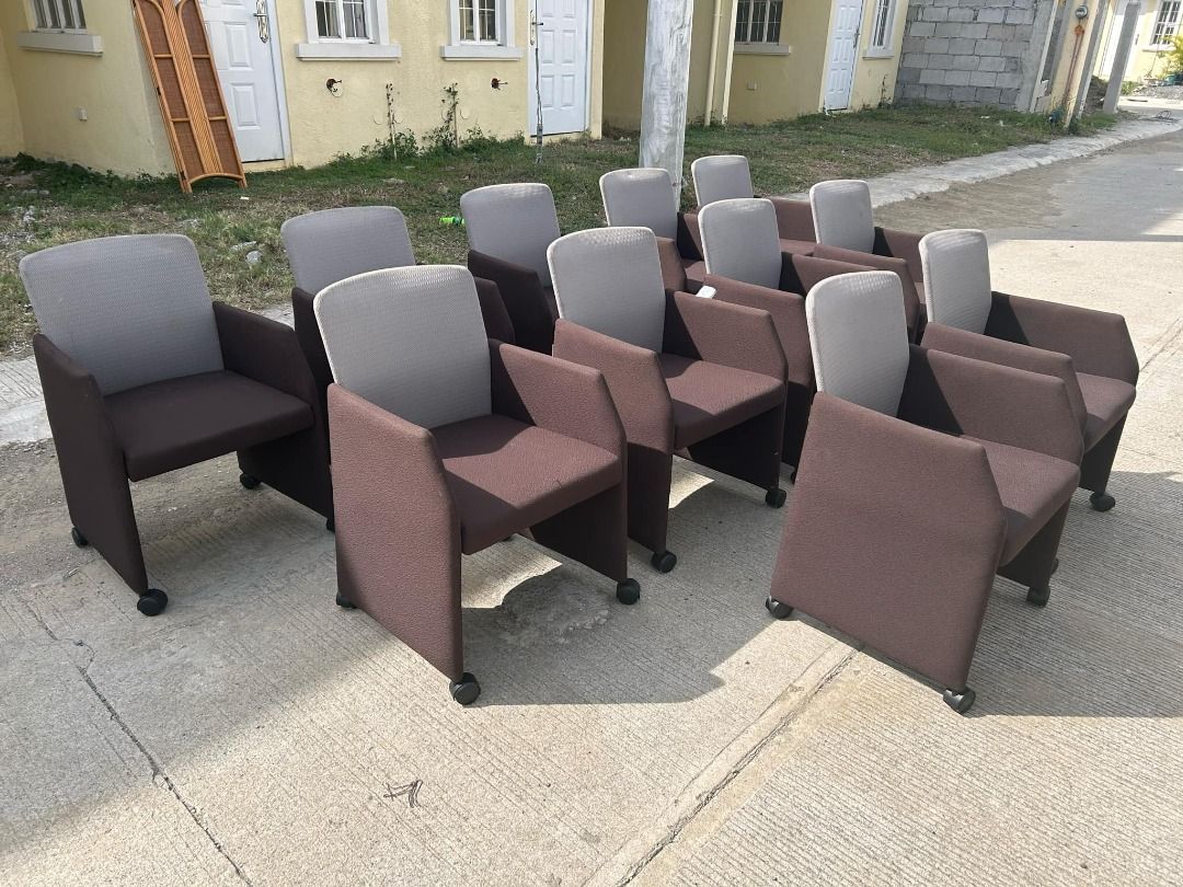 Itoki Joifa 602 Meeting Room Chairs (Set of 11), Furniture & Home Living, Furniture, Chairs on ...