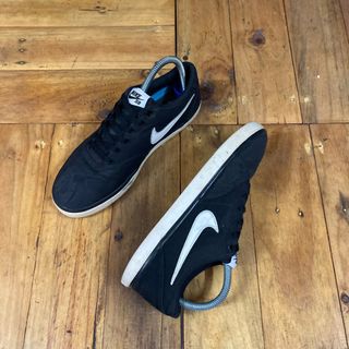 Nike sb, Men's Fashion, Watches & Accessories, Cap & Hats on Carousell