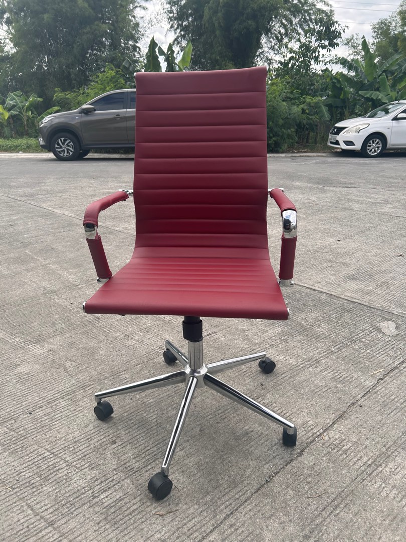 Nitori Executive Red Office Chair with Chrome Accents | Office Chair ...