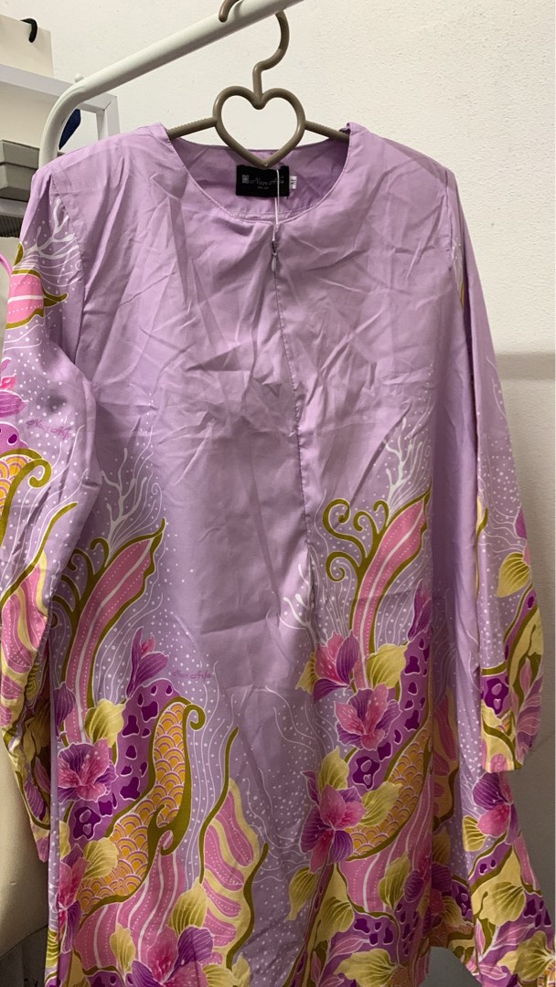 noor arfa batik kurung, Women's Fashion, Muslimah Fashion, Baju Kurung ...
