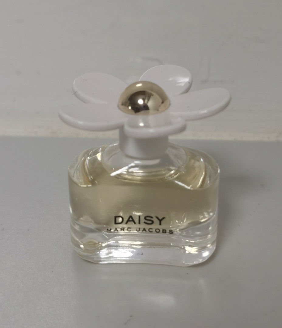 降價⚠️Marc Jacobs Daisy (eau de toilette) 4ml EDT 拆盒迷你香水/ CLEAN RESERVE ...