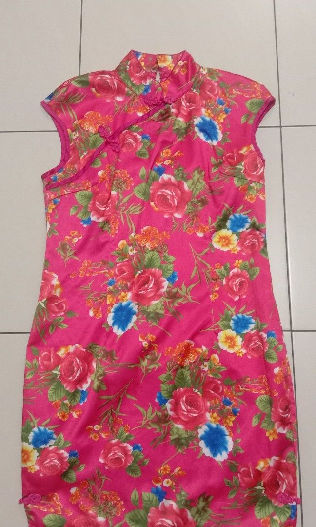 Premium cutting cheongsam, Women's Fashion, Dresses & Sets, Traditional ...