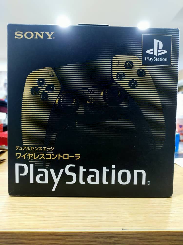 Ps5 30th anniversary Edge controller, Video Gaming, Video Game Consoles ...