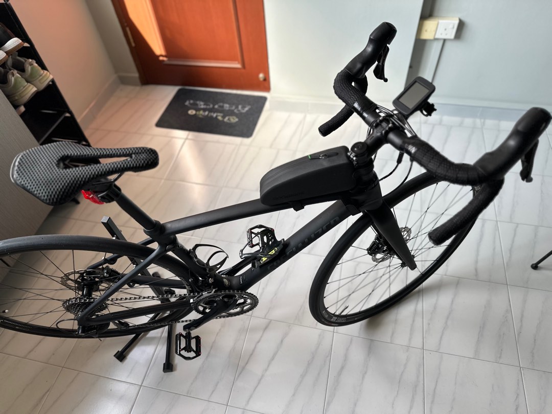 Specialized Roubaix , Sports Equipment, Bicycles & Parts, Bicycles on ...