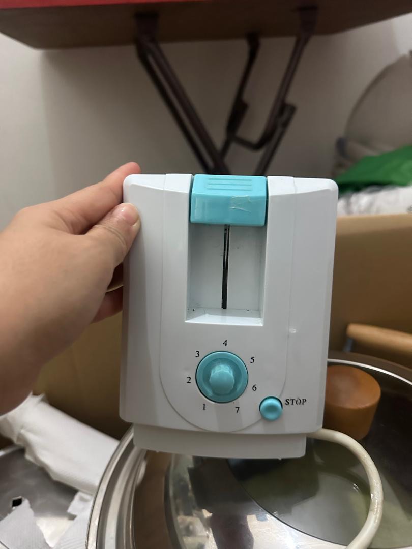 Toaster (Pembakar roti), TV & Home Appliances, Electrical, Adaptors ...