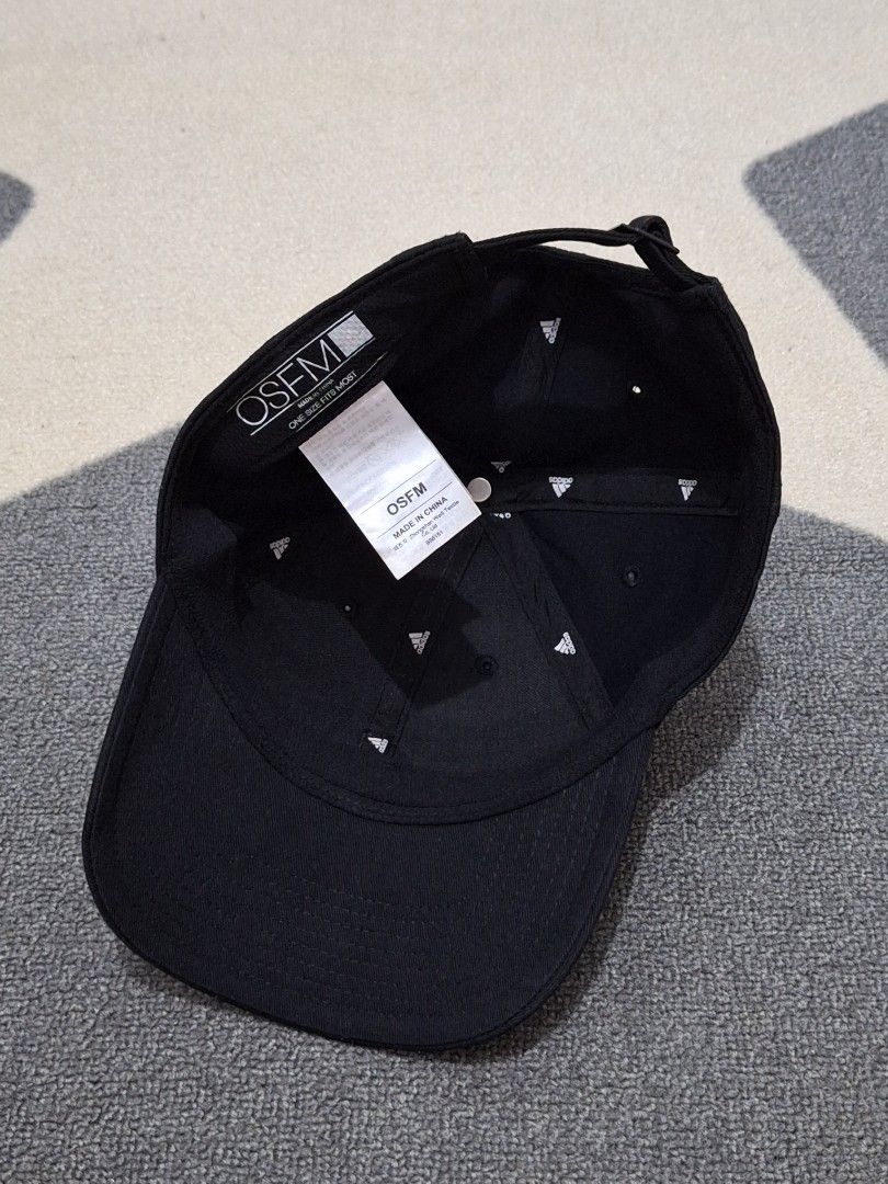 Topi adidas hitam second original bekas no stussy carhartt bape nba ...