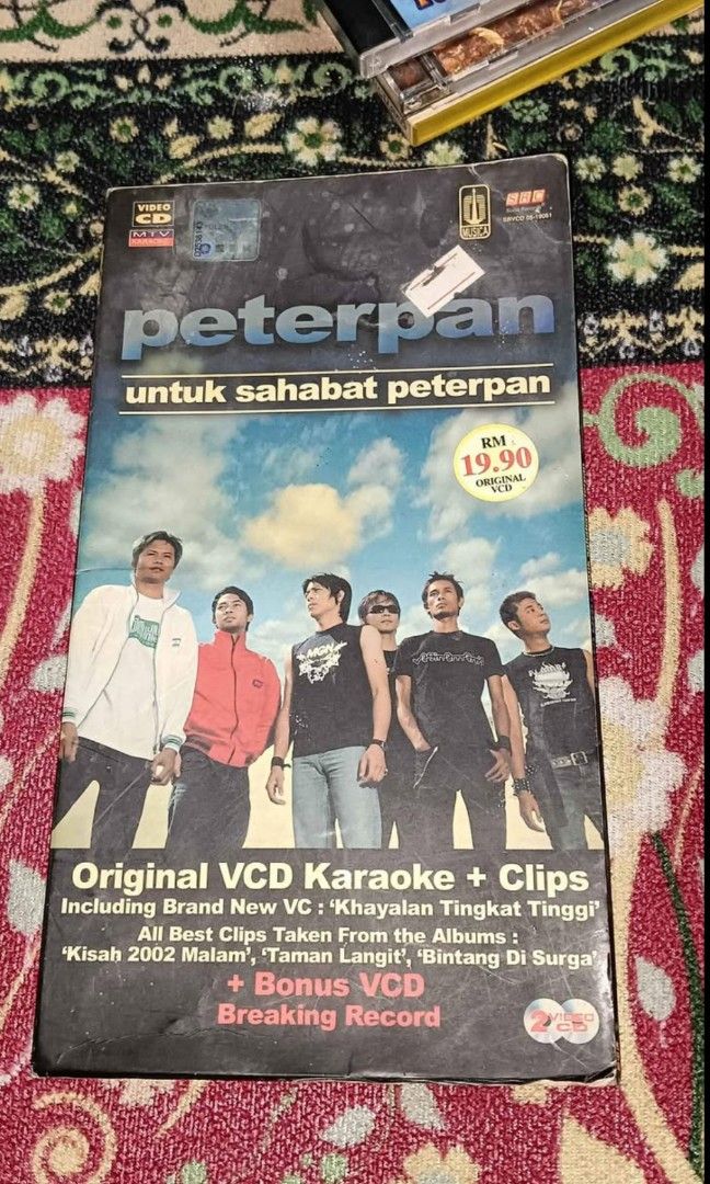 Vcd peterpan, Hobbies & Toys, Music & Media, CDs & DVDs on Carousell