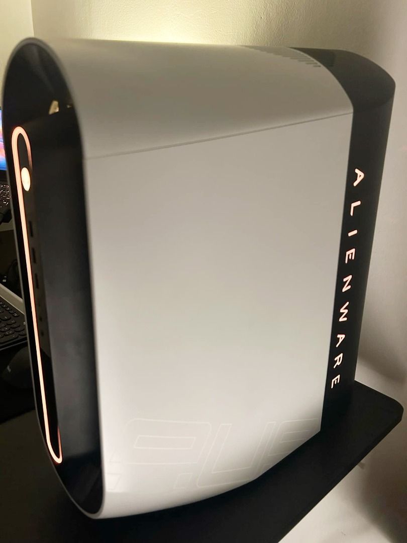 Alienware Aurora R12 - Ultimate Gaming Desktop with RTX 3060 Ti ...