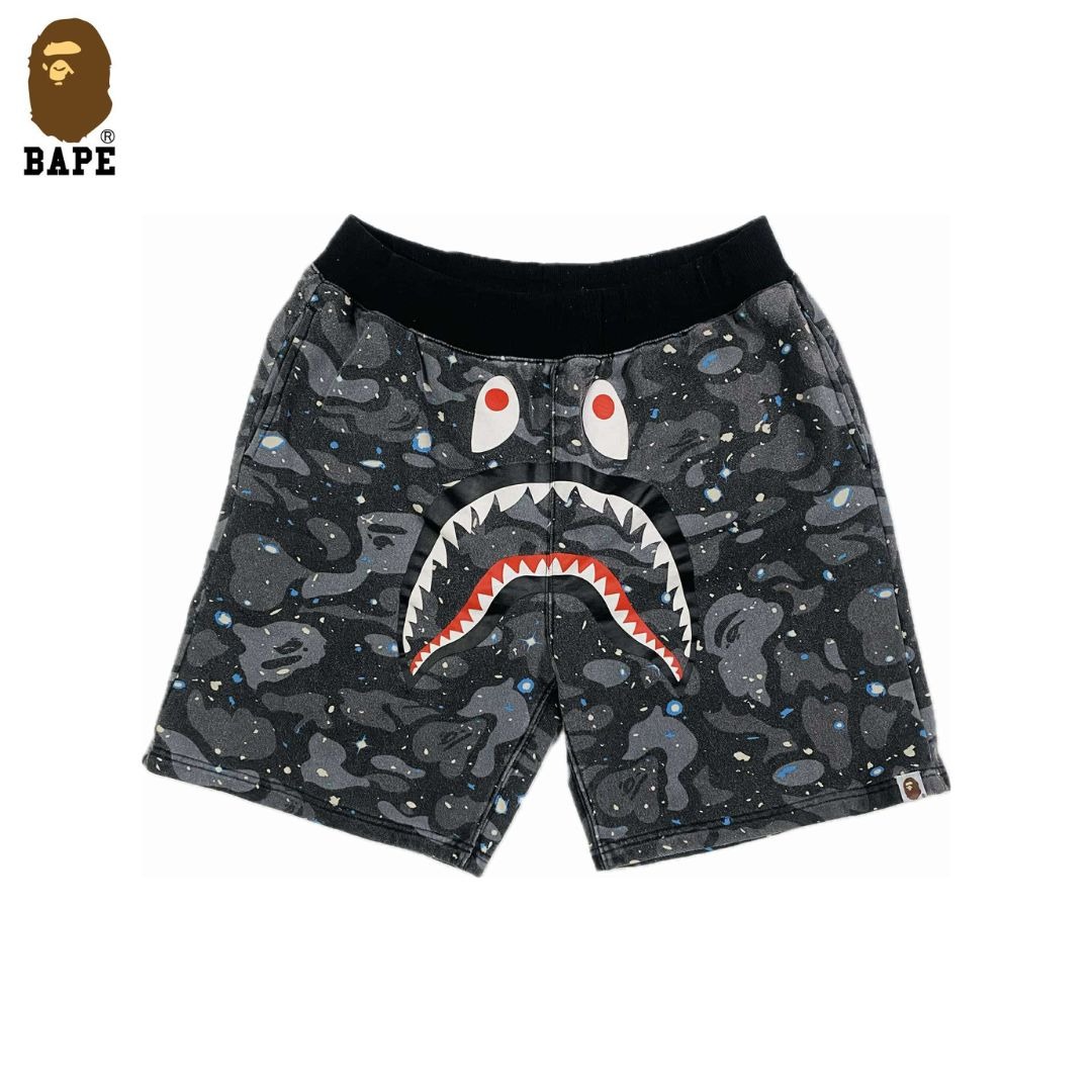bape short, Men's Fashion, Bottoms, Shorts on Carousell