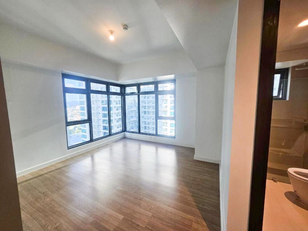 Solstice Tower 2| 2BR corner unit | Circuit Makati , Property, For Sale ...