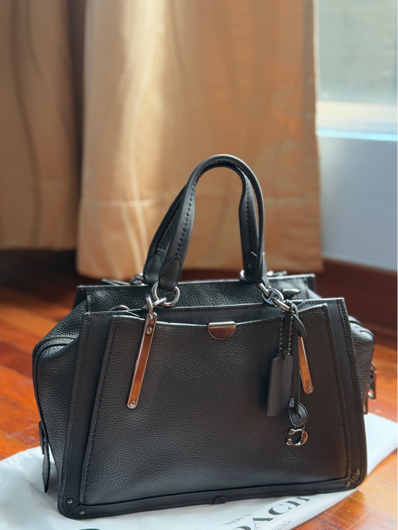 Coach Dream 36 (black hardware), Luxury, Bags & Wallets on Carousell