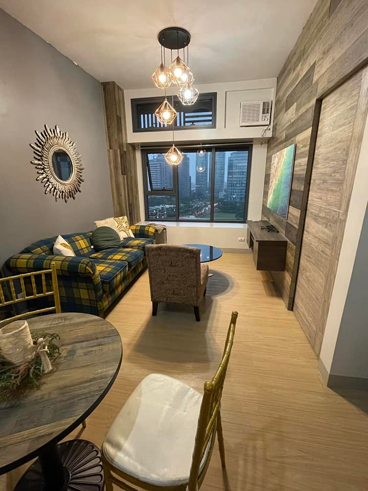 CONDOMINIUM UNIT for SALE The Levels - Anaheim Tower Alabang Muntinlupa ...