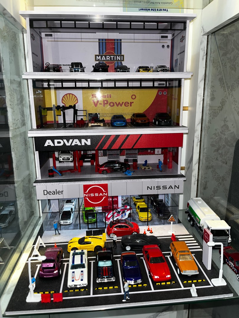 Diorama complete set park showroom workshop, Hobbies & Toys, Toys ...