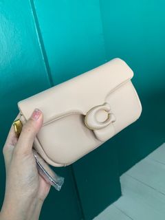 Coach tabby gred, Women's Fashion, Bags & Wallets, Cross-body Bags on ...