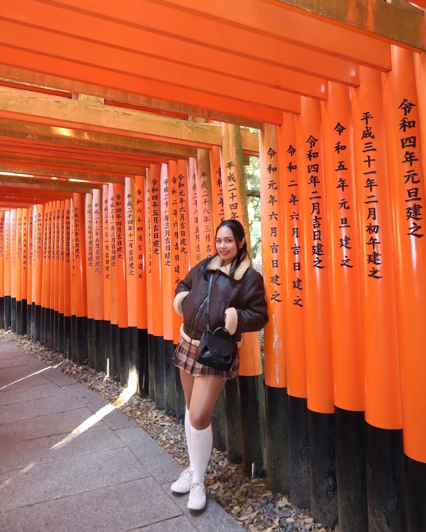 GU Brown Leather Jacket, Women's Fashion, Coats, Jackets and Outerwear on Carousell