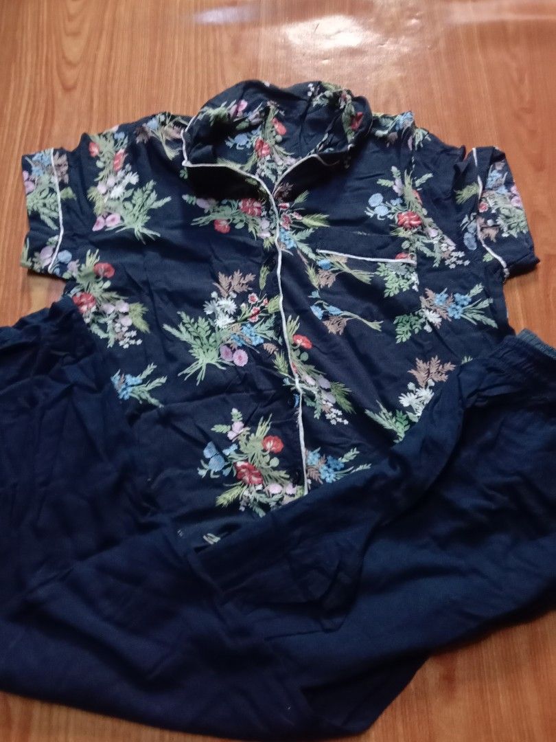 Gu Mix Uniqlo Pyjamas, Women's Fashion, New Undergarments & Loungewear on Carousell