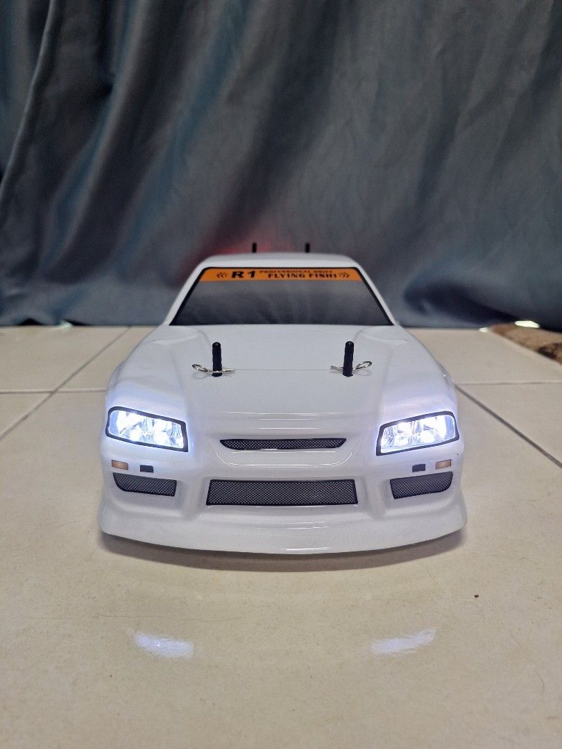 HSP FLYING FISH (99% LIKE NEW), Hobbies & Toys, Toys & Games on Carousell