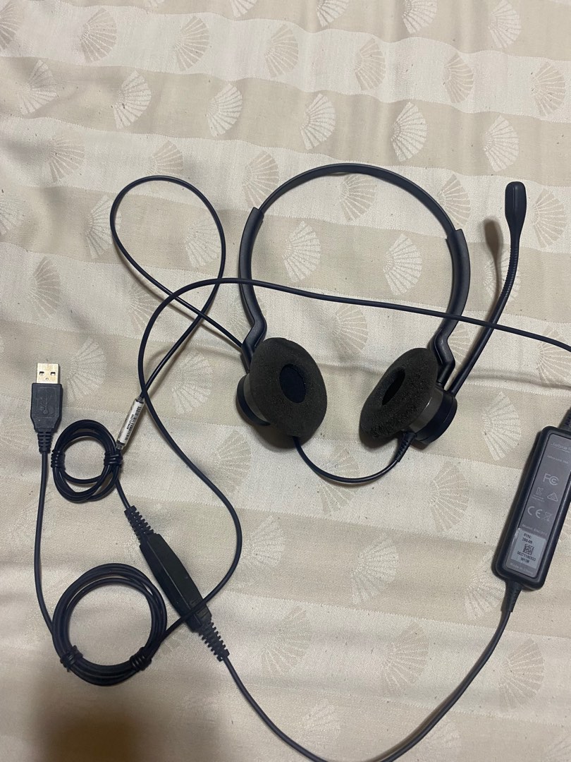 Jabra Link 240, Audio, Headphones & Headsets on Carousell