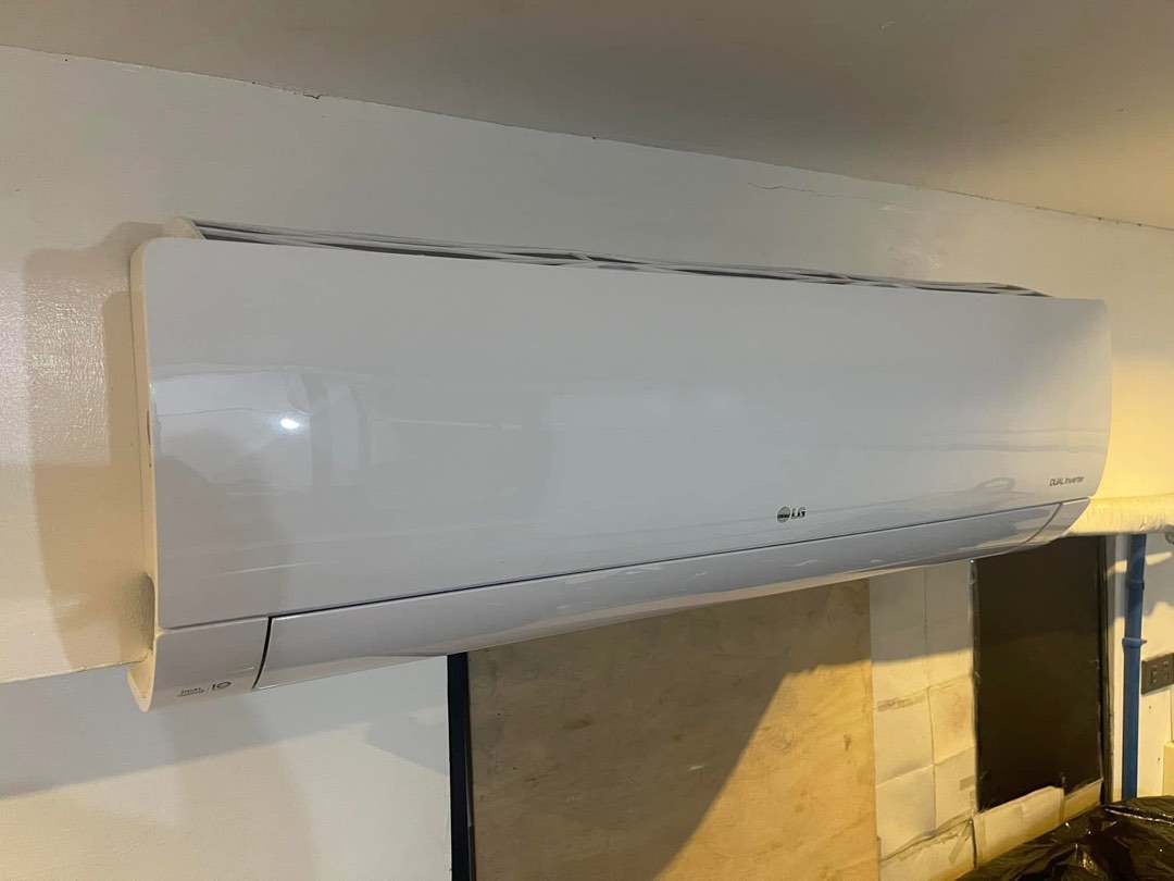 LG split type aircon 2.5 DUAL INVERTER, TV & Home Appliances, Air ...