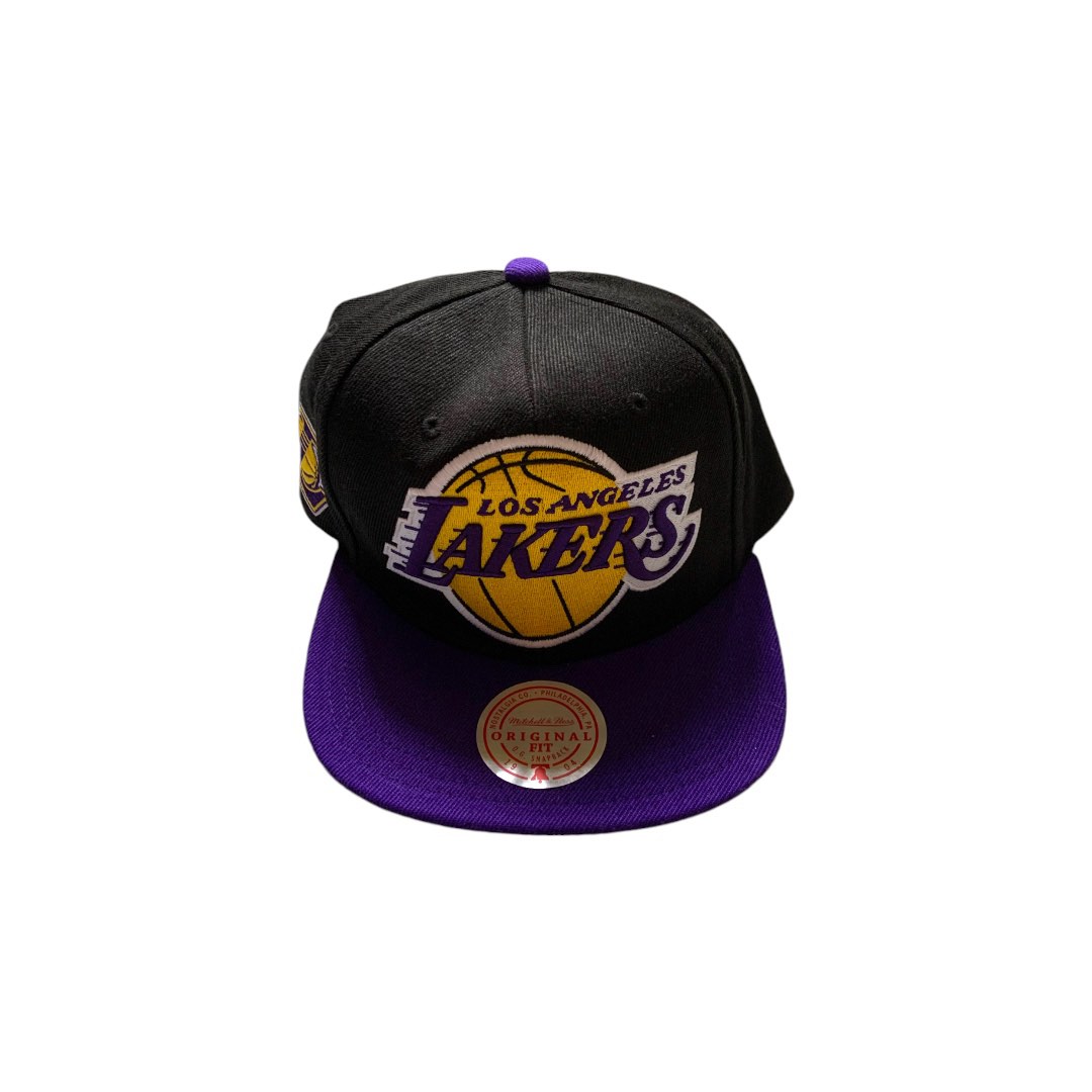 Los Angeles Lakers by Mitchell and Ness, Men's Fashion, Watches ...